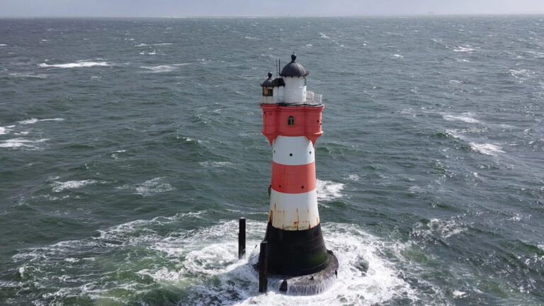 Hallenbad und Roter Sand: Seebadeverein gibt Hoffnung nicht auf